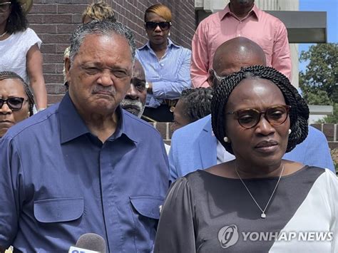 비무장 대 흑인 사살한 백인부자 증오범죄로 두번째 무기징역 한국일보 애틀랜타 미주 No 정상의 뉴스