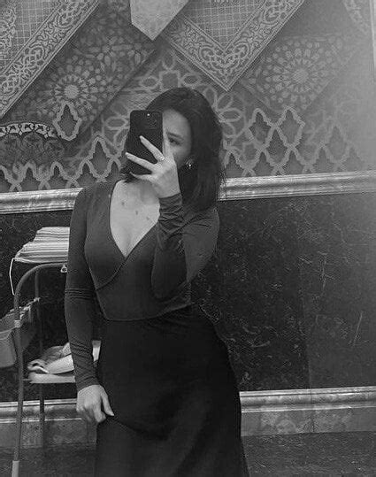 Yumi Sin Webcam Model Profile Stickam