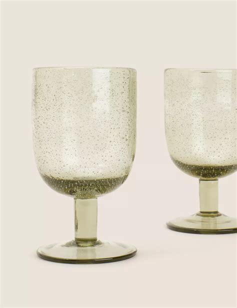 Wine Glasses Mands
