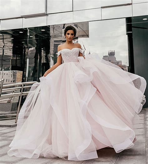 77 Kleitas Kāzu Salons Precoslv