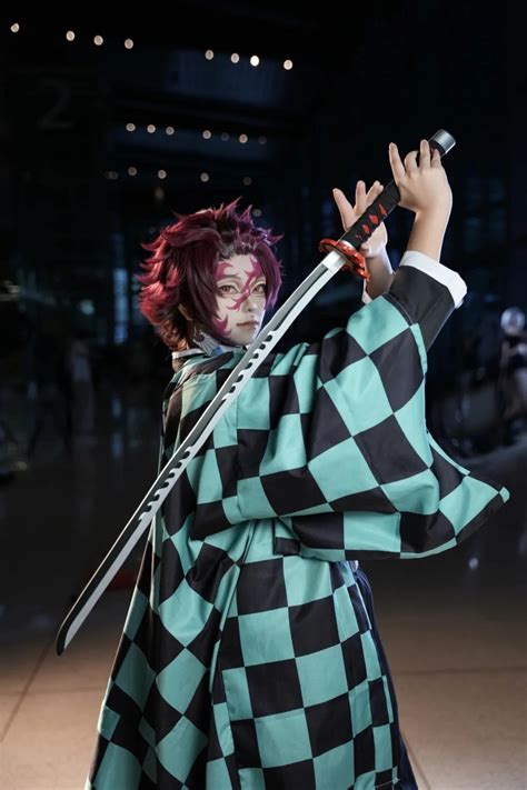 Bùng Nổ Với 188 ảnh Tanjiro Cosplay Chất Lượng Cao