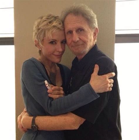 Kira And Odo Deep Space Nine Actors Star Trek Funny Star Trek Tv