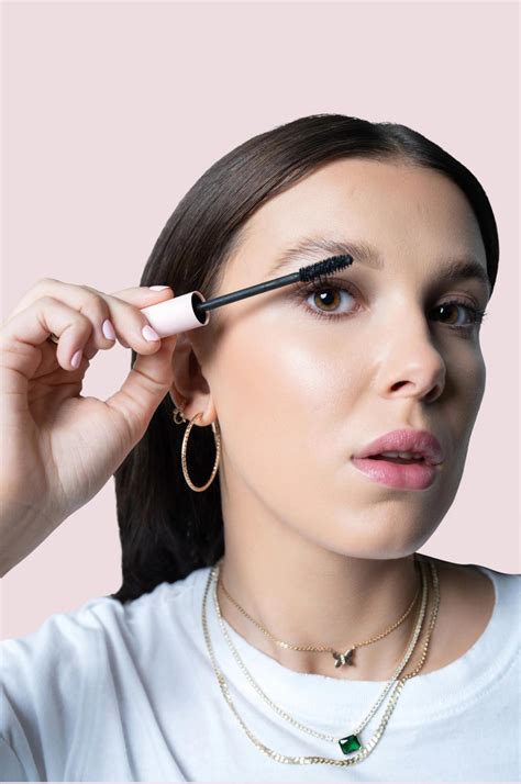 익스트림무비 밀리 바비 브라운 최근 화보들