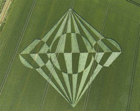 Crop Circle Liddington Castle 2nd June 2010 Psychedelic Adventure