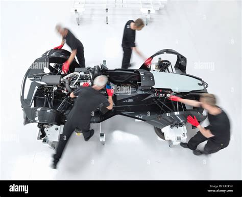 Assembling Car Hi Res Stock Photography And Images Alamy