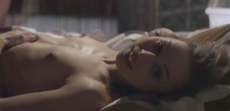 Rebecca Blumhagen Nude Pics Page