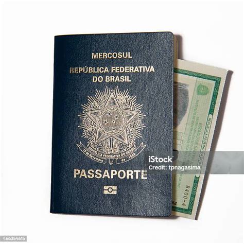 브라질리안 여권 및 Id 카드 신분증에 대한 스톡 사진 및 기타 이미지 신분증 0명 브라질 Istock