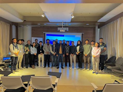 Industry Meets Academia Saurav Bhusal