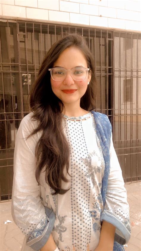 Hina Asad Medium