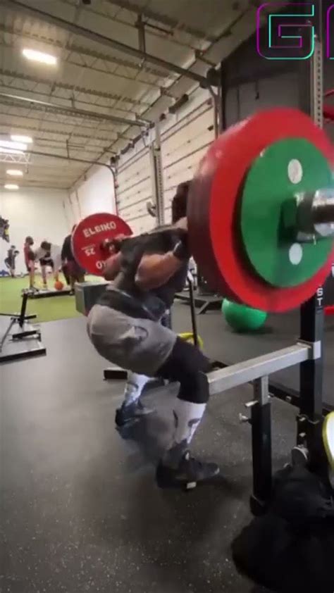 Three Squat Fails Omg Lol Youtube