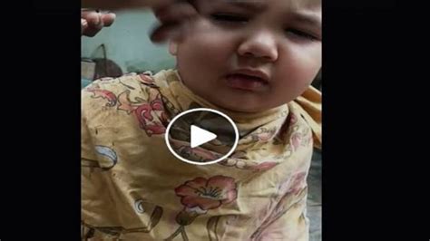 চুল কাটতে গিয়ে বিরক্ত খুদে কী বলল শুনুন News18 বাংলা