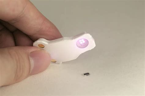 Researchers Develop The Worlds Smallest Pacemaker And It Could Be Revolutionary For Newborn