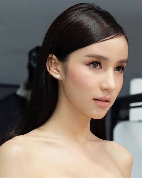 Yoshi Rinrada Thurapan