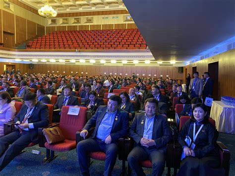 Нутгийн өөрөө удирдах байгууллага үүсэн байгуулагдсаны 30 жилийн ойн хүндэтгэлийн хуралдаан эхэллээ