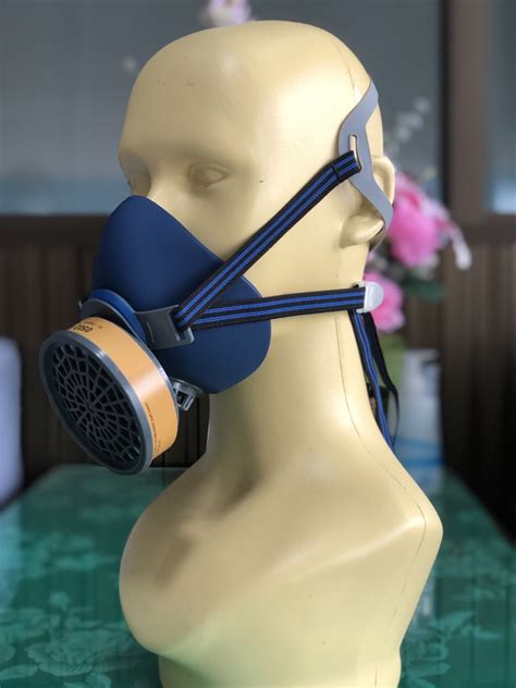 หน้ากากท่อเดียว กันสารเคมี มาตรฐาน Germany งานดีมาก รองเท้าเซฟตี้ หมวกเซฟตี้ กรวยจราจร