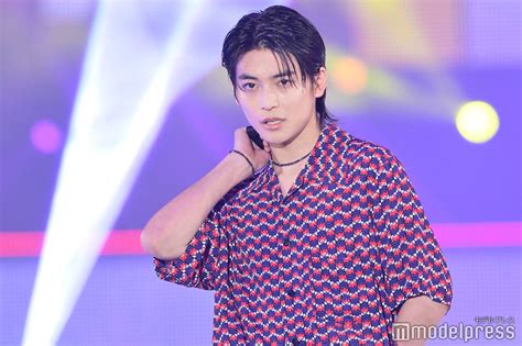 画像38 44 高橋文哉「日本アカデミー賞」授賞式で山田裕貴から熱いハグ「横浜アリーナには呼ばねぇからな」「呼んでよ」のやり取りも