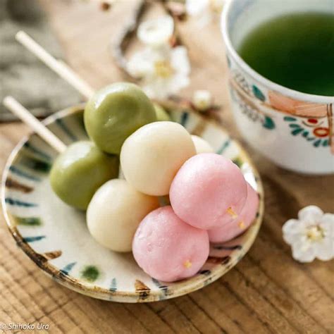 Sakura Mochi Cherry Blossom Rice Cake 桜餅 Chopstick Chronicles