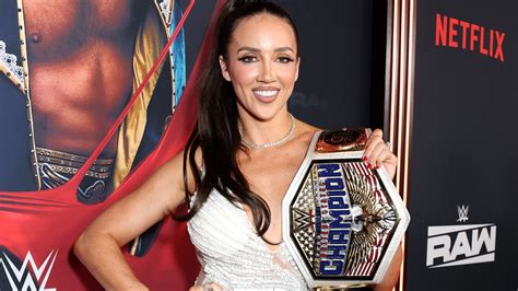 El Campeón De Wwe Us Chelsea Green Mira Hacia Atrás En Ganar Su