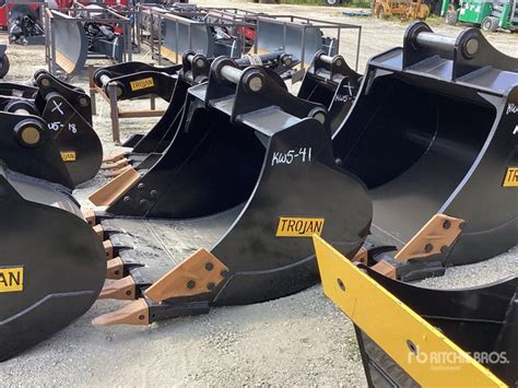 Trojan 120cl 42 In Digging Excavator Bucket Fits 65mm Cat 311312313