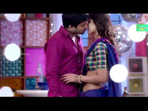 Vaani Kapoor Boob Press Xnxx Com