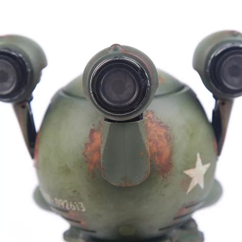 Fallout Mister Gutsy Deluxe Articulated 12 Figure Gaming Heads