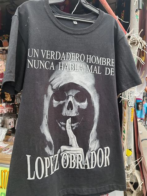 Playeras De La Santa Muerte En Apoyo A Amlo Se Venden A Pesos Junto A Palacio Nacional Infobae