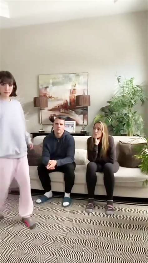 بابا مامان تاسف میقولین؟