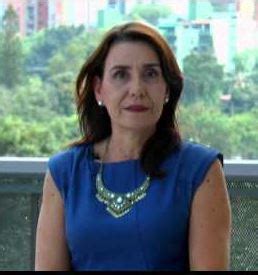 Paper La Estrategia En El Rol Del Comunicador Y Relacionista Hoy En