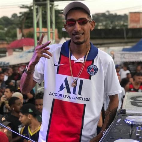 Stream Essa Mina É Safada X Passando De Glock Rajada [ [ Baile Do