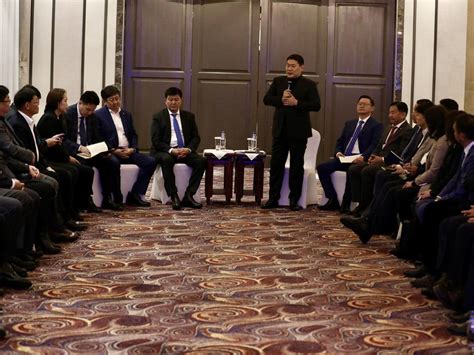 Ерөнхий сайд Л Оюун Эрдэнэ ээлжит өглөөний уулзалтаа хүнс хөдөө аж ахуйн салбарын баялаг