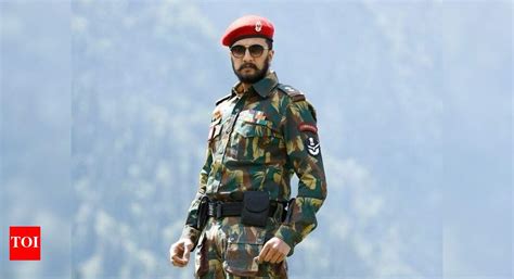 Kiccha Sudeep Shares A Throwback Video From Hebbuli Sets Kannada