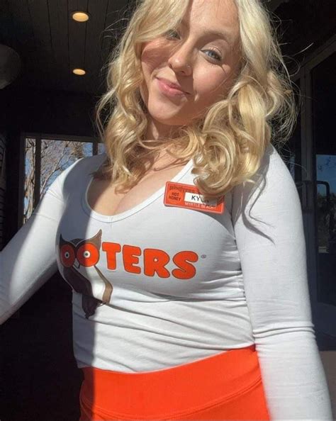 Kyla Rbreastaurantlove