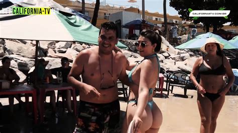 Hot Influencer Kisses Married Tourist On Beach In Brazil Eporner