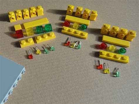 Lego T Intersection Led Traffic Light 27 Steps With Pictures Instructables
