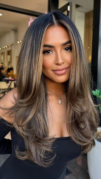 27 Effortlessly Elegant Long Straight Hairstyles That Wow Subtle
