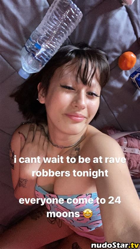 Spacegirl Gemmy Yung Gemmy Gem1017 Gemmaxpeach Spacegirlgemmy Nude OnlyFans Photo 1