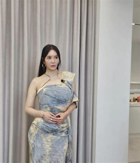 인`스타`그램 세상 장영란 6번째 눈성형 후 근황…몰라보게 달라진 얼굴 Zum 뉴스