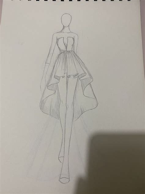 Pin Oleh Literati Lounge Di Fashion Designer Sketsa Produk Objek Gambar Sketsa Desain Busana