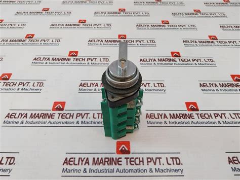 Hpc 1 Ot2m Contact Block Selector Switch Aeliya Marine Tech