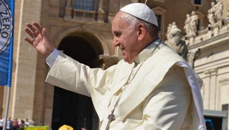10 Fascinating Facts About Pope Francis Dekalist