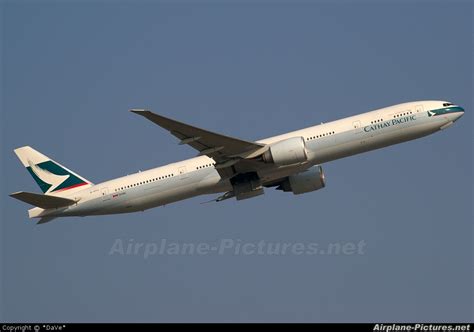 B Kph Cathay Pacific Boeing 777 300er At Hkg Chek Lap Kok Intl