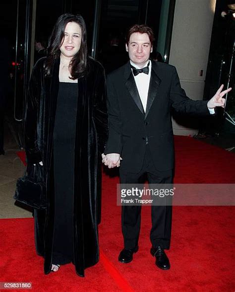 Mike Myers Wife Robin Ruzan
