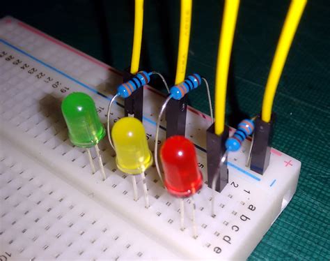 Bit Of Raspberry Pi And Arduino Raspberry Pi Camjam Edukit 1 Part 1