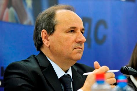 Апсолутно нема да гласам за уставните измени вели коалицискиот партнер на СДСМ Трајанов