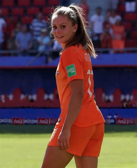 Rose Lavelle Bikini Rgirlssoccer