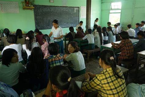 ဘိုကလေးမြို့နယ်တွင် ၇၆ နှစ်မြောက် လွတ်လပ်ရေးနေ့ အထိမ်းအမှတ် သတင်းစကား လက်ကမ်းစာစောင်များ