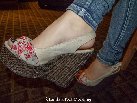 Jackie L Set 1 — λ Lambda Foot Modeling