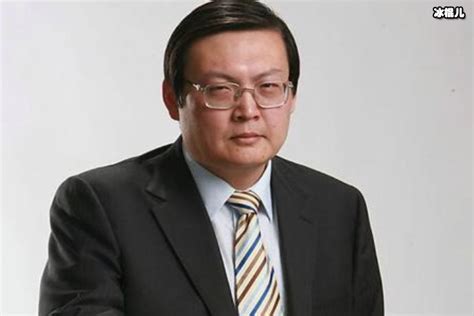 曾怒怼半个娱乐圈的梁宏达，致所有节目停播最后为何闭上了嘴？ 明星 冰棍儿网