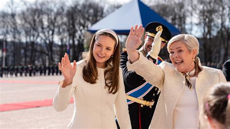 Her Er Prinsesse Ingrid Alexandra På Historisk Oppdrag Nrk Norge