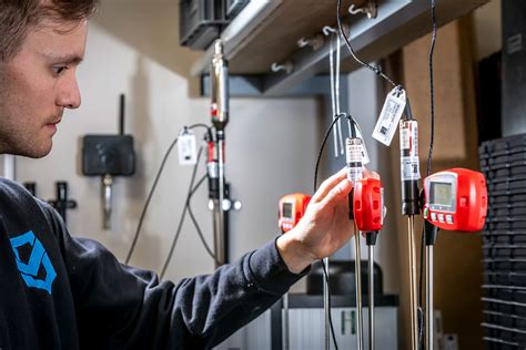 Accredited Temperature Calibration Services Valcomm Uk